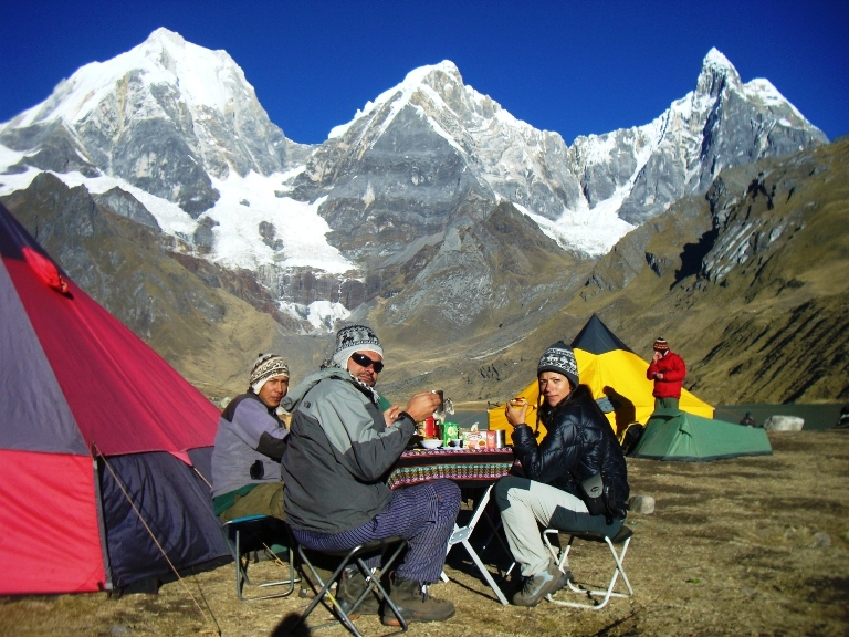 Ascension Montana Rasac Cordillera Huayhuash 20 dias Peru