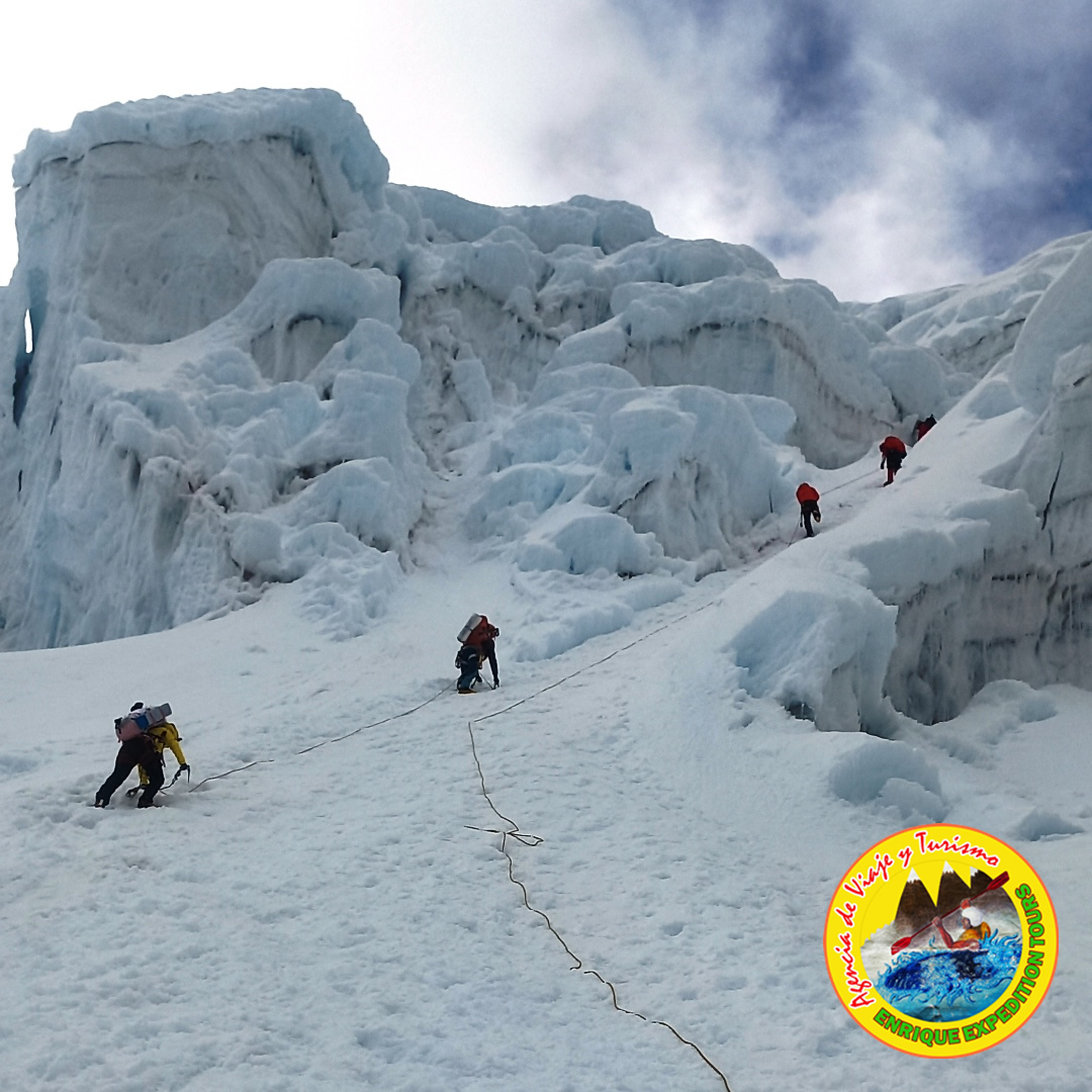 Climbing Mountain Perú Ishinca Alpamayo 16 days